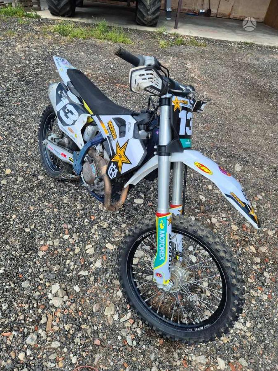 White Husqvarna FC 2024 in Kedainiai, with an engine capacity of 0.25 L and mileage of 0 thousand km for 4400 €, photo 1 on AUTOMOTO.COM.LV