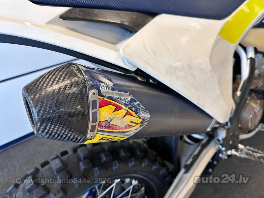 Zils Husqvarna FE 350 2017 Tallina, ar dzinēja tilpumu 0.35 L un nobraukumu 0 tūkst. km par 3900 €, foto 5 vietnē AUTOMOTO.COM.LV