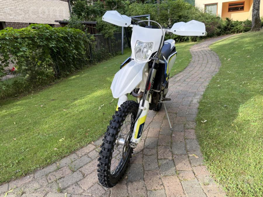 Husqvarna FE 350 2017 Rīga, ar dzinēja tilpumu 0.35 L un nobraukumu 0 tūkst. km par 3500 €, foto 5 vietnē AUTOMOTO.COM.LV