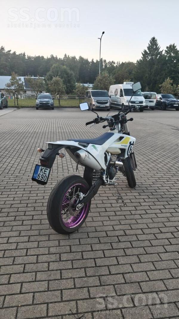 Хускварна FE 350 2019 в Рига на AUTOMOTO.COM.LV Хускварна FE 350 2019 в Рига, объемом двигателя 0.35 л и пробегом 0 тыс. км за 5000 €, фото 5 на AUTOMOTO.COM.LV