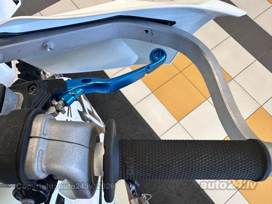 Белый Хускварна FE 350 2020 в Таллин, объемом двигателя 0.35 л и пробегом 0 тыс. км за 4500 €, фото 10 на AUTOMOTO.COM.LV