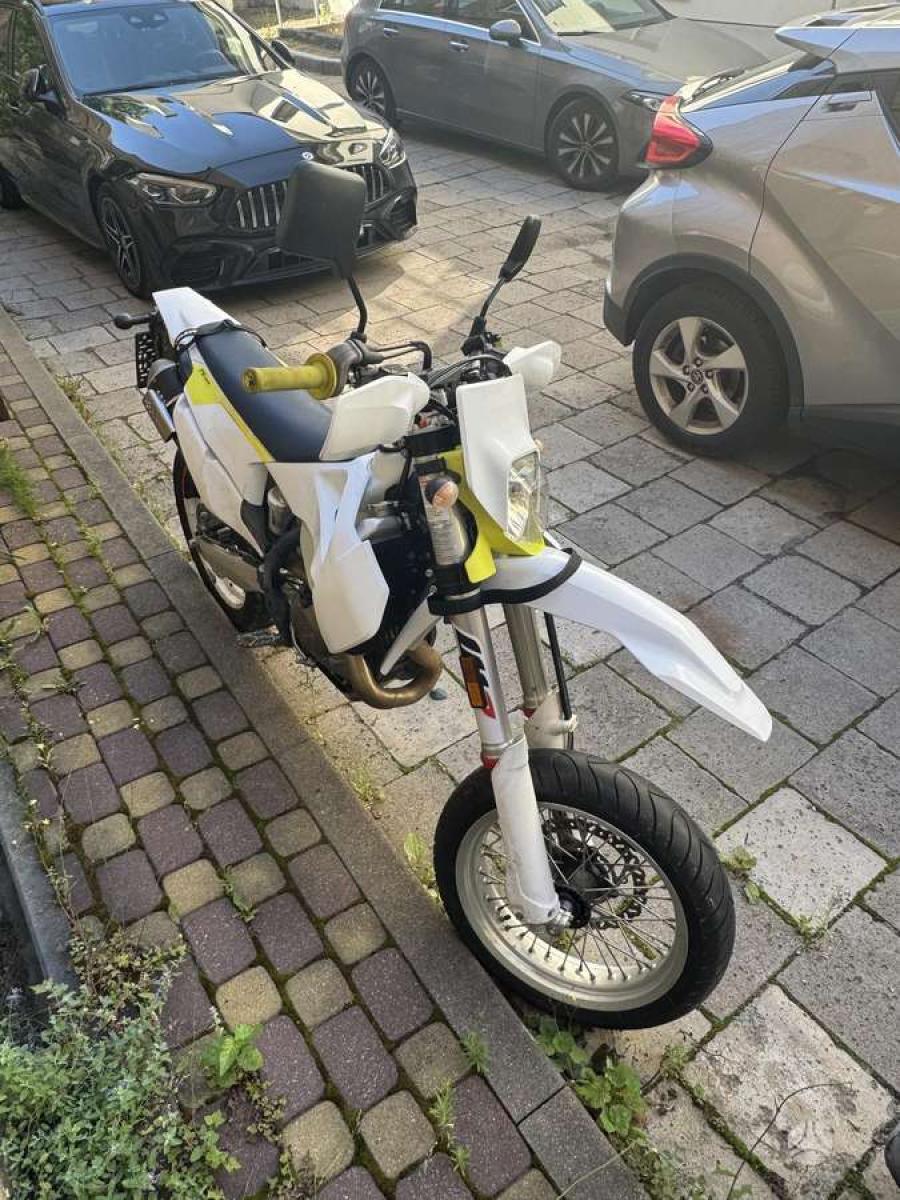 Husqvarna FE 2022 Viļņa, ar dzinēja tilpumu 0.51 L un nobraukumu 5 tūkst. km par 7500 €, foto 1 vietnē AUTOMOTO.COM.LV