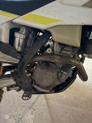 Husqvarna FE 2022 Viļņa, ar dzinēja tilpumu 0.25 L un nobraukumu 3 tūkst. km par 6800 €, foto 4 vietnē AUTOMOTO.COM.LV