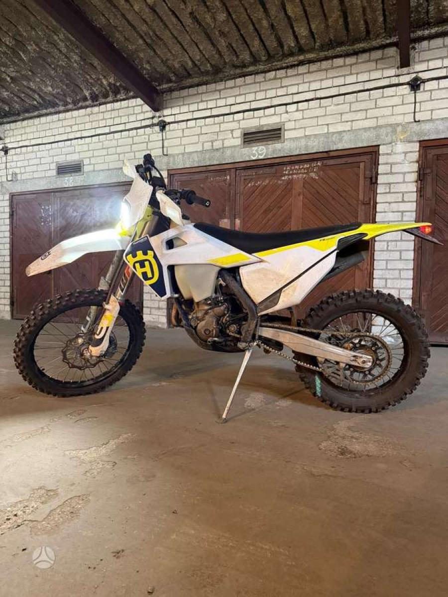 Husqvarna FE 2022 Viļņa, ar dzinēja tilpumu 0.25 L un nobraukumu 3 tūkst. km par 6800 €, foto 14 vietnē AUTOMOTO.COM.LV