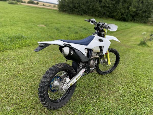 White Husqvarna FE 2021 in Anyksciai, with an engine capacity of 0.35 L and mileage of 5 thousand km for 5400 €, photo 5 on AUTOMOTO.COM.LV