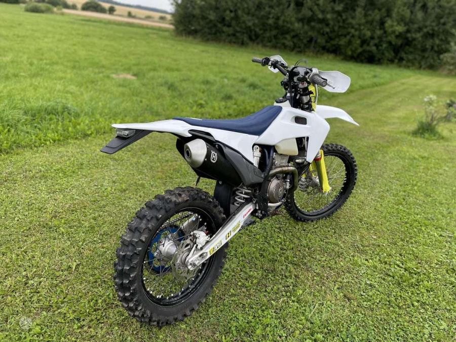 White Husqvarna FE 2021 in Anyksciai, with an engine capacity of 0.35 L and mileage of 5 thousand km for 5400 €, photo 6 on AUTOMOTO.COM.LV