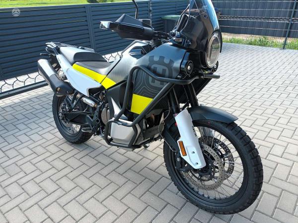 Black Husqvarna Norden 2023 in Taurage, with an engine capacity of 0.90 L and mileage of 4 thousand km for 8555 €, photo 1 on AUTOMOTO.COM.LV