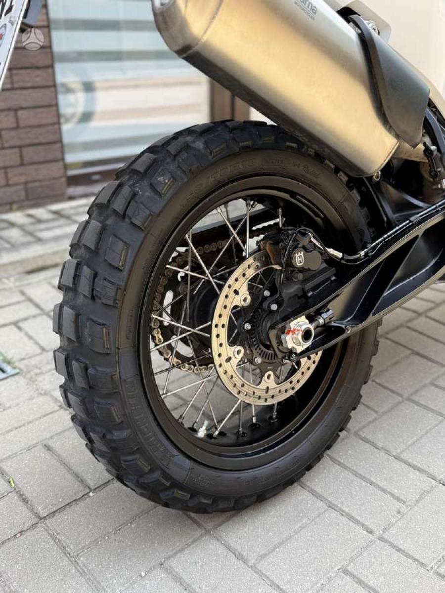 Husqvarna Norden 2022 in Kaisiadorys, with an engine capacity of 0.90 L and mileage of 10 thousand km for 9200 €, photo 18 on AUTOMOTO.COM.LV