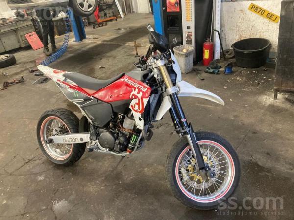 Husqvarna SM 610 2006 in Riga, with an engine capacity of 0.58 L and mileage of 0 thousand km for 2500 €, photo 1 on AUTOMOTO.COM.LV