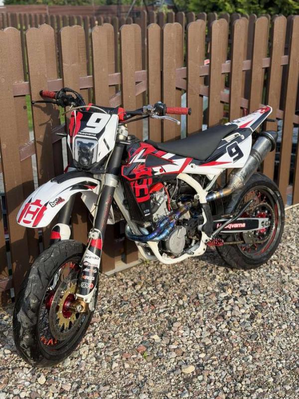 Husqvarna SM 2009 in Marijampole, with an engine capacity of 0.50 L and mileage of 0 thousand km for 3999 €, photo 1 on AUTOMOTO.COM.LV