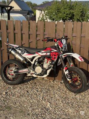 Husqvarna SM 2009 Marijampole, ar dzinēja tilpumu 0.50 L un nobraukumu 0 tūkst. km par 3999 €, foto 6 vietnē AUTOMOTO.COM.LV