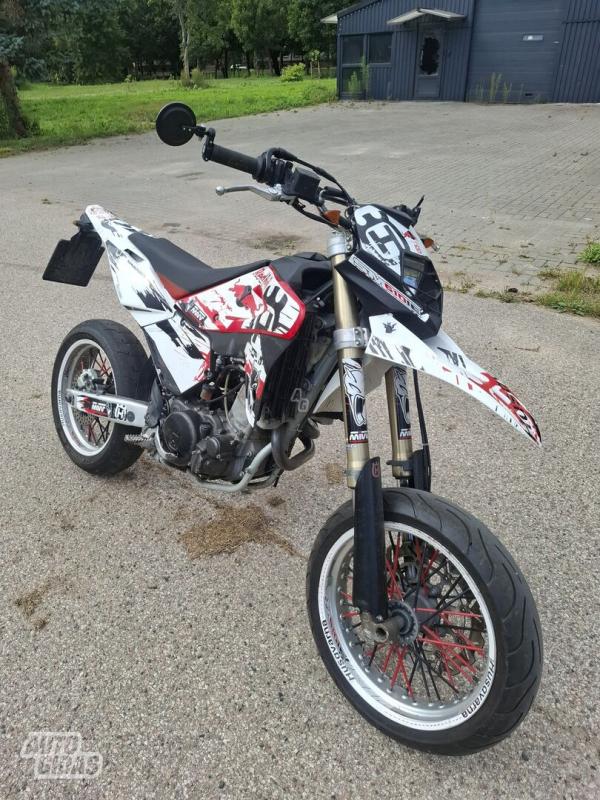 Husqvarna SM 2009 Kauņa, ar dzinēja tilpumu 0.61 L un nobraukumu 0 tūkst. km par 2499 €, foto 1 vietnē AUTOMOTO.COM.LV