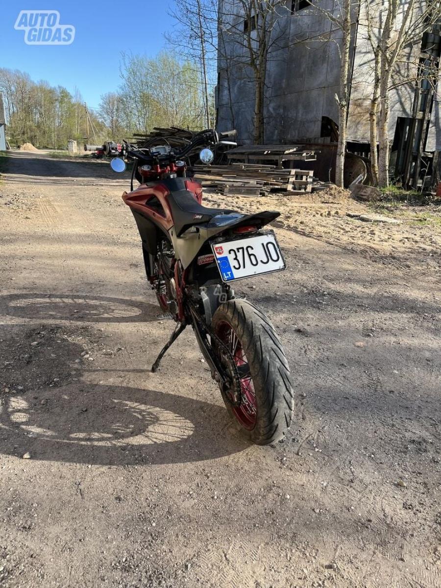 Husqvarna SM 2010 Utena, ar dzinēja tilpumu 0.13 L un nobraukumu 50 tūkst. km par 2500 €, foto 5 vietnē AUTOMOTO.COM.LV