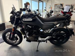 Grey Husqvarna Svartpilen 125 2022 in Tallinn, with an engine capacity of 0.13 L and mileage of 3 thousand km for 2490 €, photo 13 on AUTOMOTO.COM.LV
