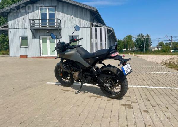 Husqvarna Svartpilen 125 2024 in Riga, with an engine capacity of 0.13 L and mileage of 0 thousand km for 3500 €, photo 4 on AUTOMOTO.COM.LV