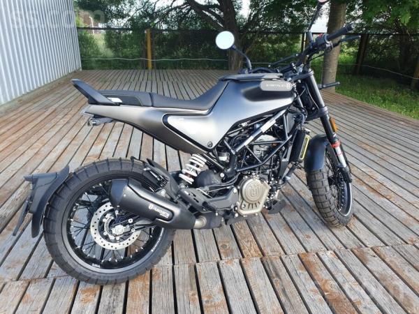 Husqvarna Svartpilen 125 2025 in Riga, with an engine capacity of 0.13 L and mileage of 0 thousand km for 3990 €, photo 1 on AUTOMOTO.COM.LV