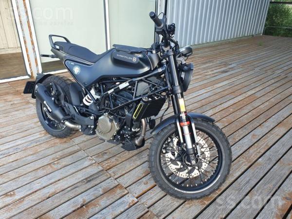 Husqvarna Svartpilen 125 2025 in Riga, with an engine capacity of 0.13 L and mileage of 0 thousand km for 3990 €, photo 2 on AUTOMOTO.COM.LV