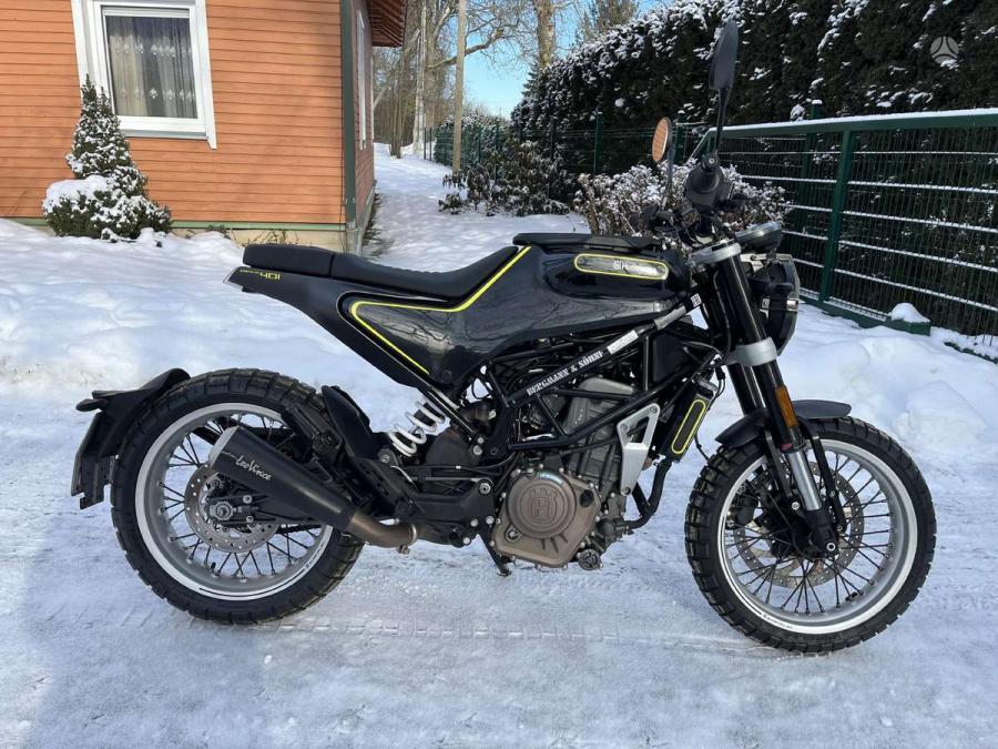 Melns Husqvarna Svartpilen 2019 Širvintos, ar dzinēja tilpumu 0.40 L un nobraukumu 9 tūkst. km par 2600 €, foto 5 vietnē AUTOMOTO.COM.LV