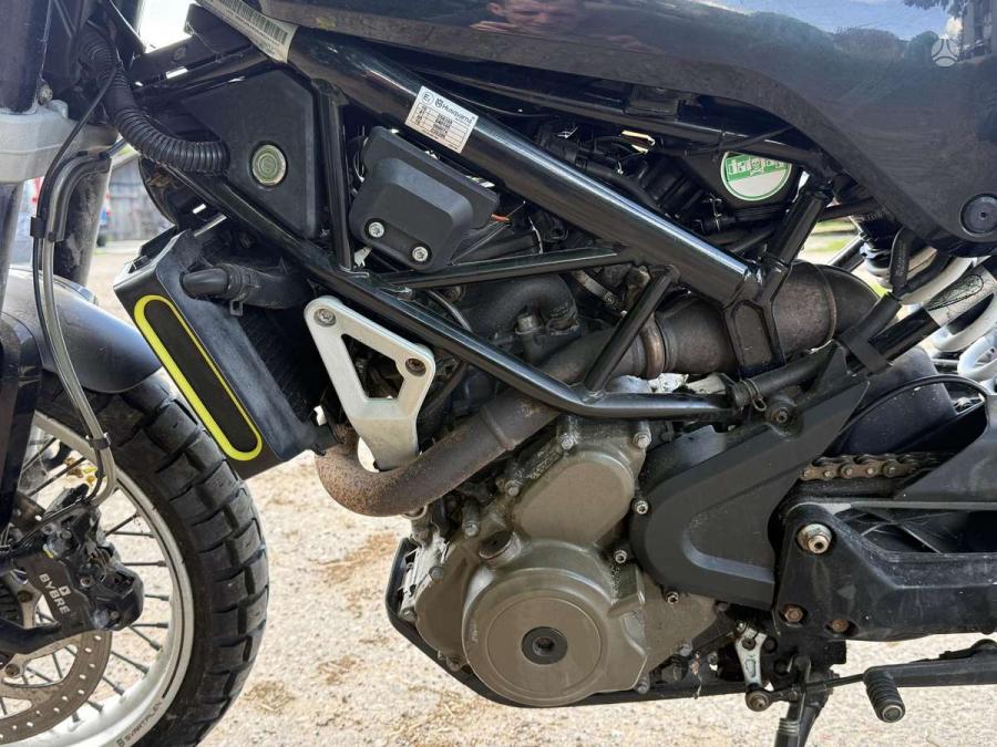 Husqvarna Svartpilen 2018 in Vilnius, with an engine capacity of 0.37 L and mileage of 34 thousand km for 2700 €, photo 5 on AUTOMOTO.COM.LV