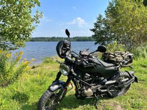 Husqvarna Svartpilen 2023 Ogre, ar dzinēja tilpumu 0.13 L un nobraukumu 0 tūkst. km par 3000 €, foto  vietnē AUTOMOTO.COM.LV