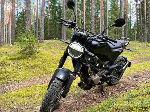 Husqvarna Svartpilen 2023 Ogre, ar dzinēja tilpumu 0.13 L un nobraukumu 0 tūkst. km par 2850 €, foto 1 vietnē AUTOMOTO.COM.LV