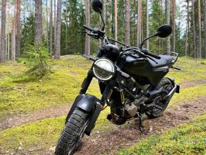 Husqvarna Svartpilen 2023 in Ogre, with an engine capacity of 0.13 L and mileage of 0 thousand km for 2850 €, photo  on AUTOMOTO.COM.LV