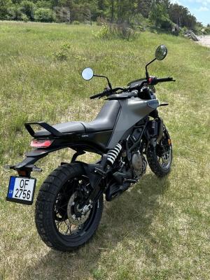 Husqvarna Svartpilen 2024 in Liepaja, with an engine capacity of 0.13 L and mileage of 0 thousand km for 3400 €, photo 3 on AUTOMOTO.COM.LV