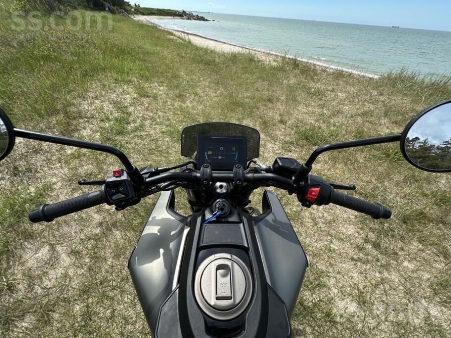 Husqvarna Svartpilen 2024 in Liepaja, with an engine capacity of 0.13 L and mileage of 0 thousand km for 3400 €, photo 8 on AUTOMOTO.COM.LV