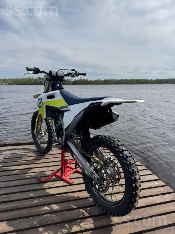 Husqvarna TC 125 2021 in Balvi, with an engine capacity of 0.13 L and mileage of 0 thousand km for 4300 €, photo 2 on AUTOMOTO.COM.LV