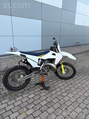 Husqvarna TC 125 2022 in Dobele, with an engine capacity of 0.13 L and mileage of 0 thousand km for 3850 €, photo 4 on AUTOMOTO.COM.LV