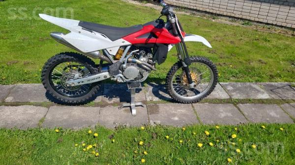 Husqvarna TC 250 2007 in Talsi, with an engine capacity of 0.25 L and mileage of 0 thousand km for 1450 €, photo 3 on AUTOMOTO.COM.LV