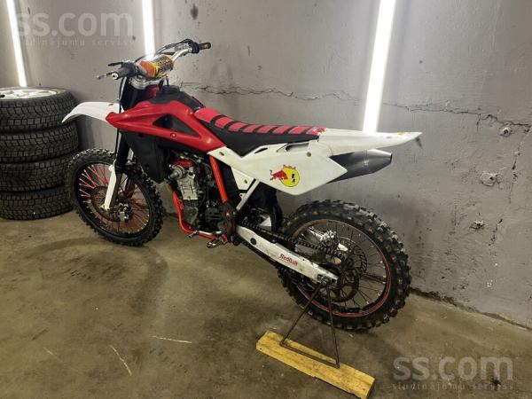 Хускварна TC 250 2007 в Лиепая, объемом двигателя 0.25 л и пробегом 0 тыс. км за 2500 €, фото 3 на AUTOMOTO.COM.LV