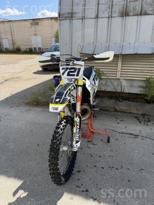Husqvarna TC 250 2021 in Valmiera, with an engine capacity of 0.25 L and mileage of 0 thousand km for 4100 €, photo 3 on AUTOMOTO.COM.LV