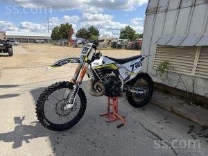 Husqvarna TC 250 2021 in Valmiera, with an engine capacity of 0.25 L and mileage of 0 thousand km for 4100 €, photo 4 on AUTOMOTO.COM.LV