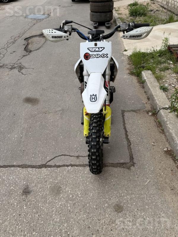 Husqvarna TC 65 2016 in Riga, with an engine capacity of 65.00 L and mileage of 0 thousand km for 2500 €, photo 4 on AUTOMOTO.COM.LV