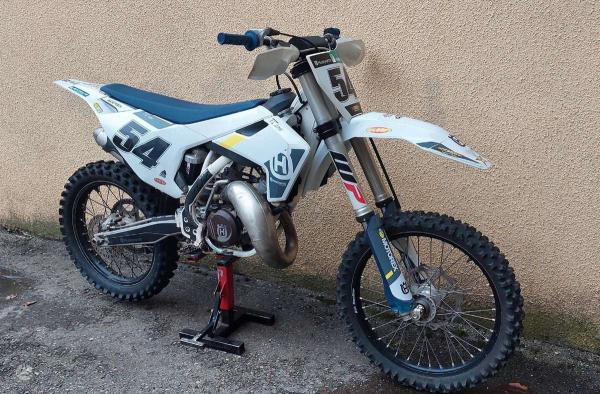 Husqvarna TC 2017 in Vilnius, with an engine capacity of 0.13 L and mileage of 11 thousand km for 3200 €, photo 3 on AUTOMOTO.COM.LV