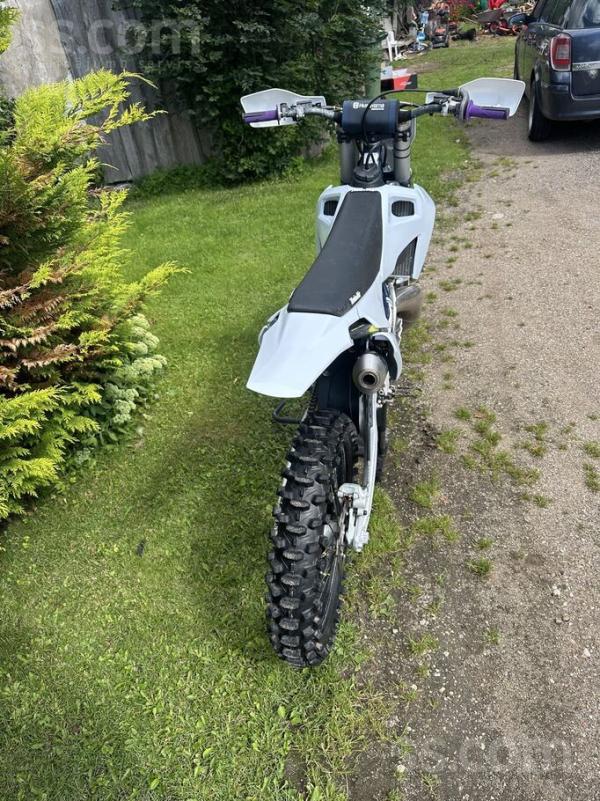 Husqvarna TC 2020 in Limbazi on AUTOMOTO.COM.LV Husqvarna TC 2020 in Limbazi, with an engine capacity of 0.25 L and mileage of 0 thousand km for 3500 €, photo 1 on AUTOMOTO.COM.LV