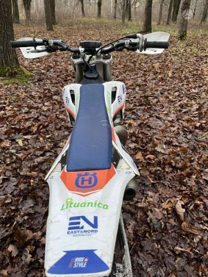 White Husqvarna TC 2019 in Siauliai, with an engine capacity of 85.00 L and mileage of 1 thousand km for 2250 €, photo 8 on AUTOMOTO.COM.LV