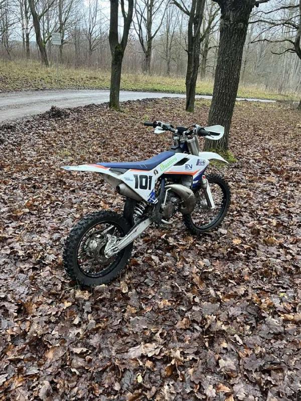 White Husqvarna TC 2019 in Siauliai, with an engine capacity of 85.00 L and mileage of 1 thousand km for 1999 €, photo 11 on AUTOMOTO.COM.LV