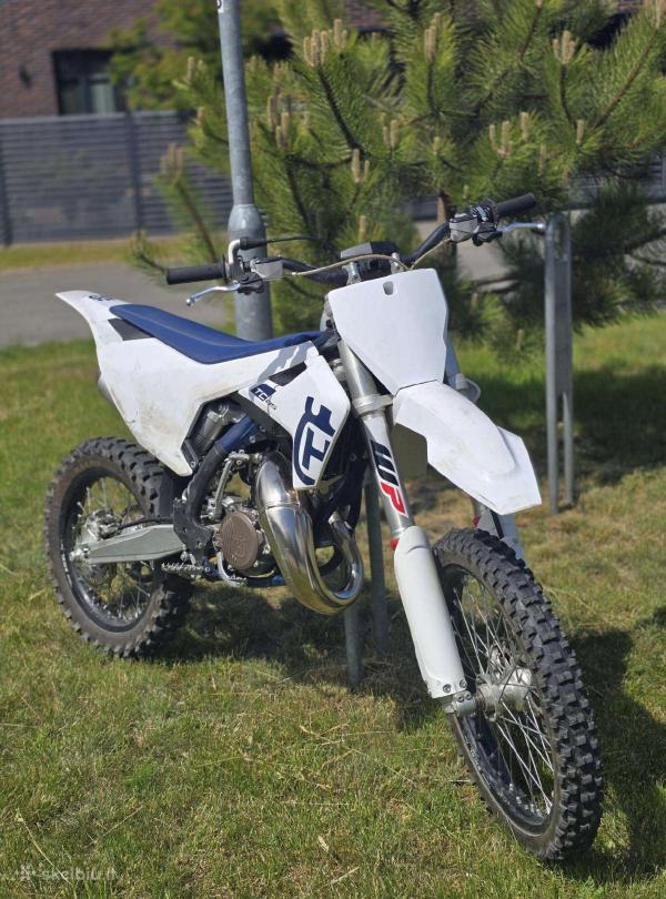 White Husqvarna TC 2022 in Klaipeda, with an engine capacity of 85.00 L and mileage of 0 thousand km for 3500 €, photo 1 on AUTOMOTO.COM.LV