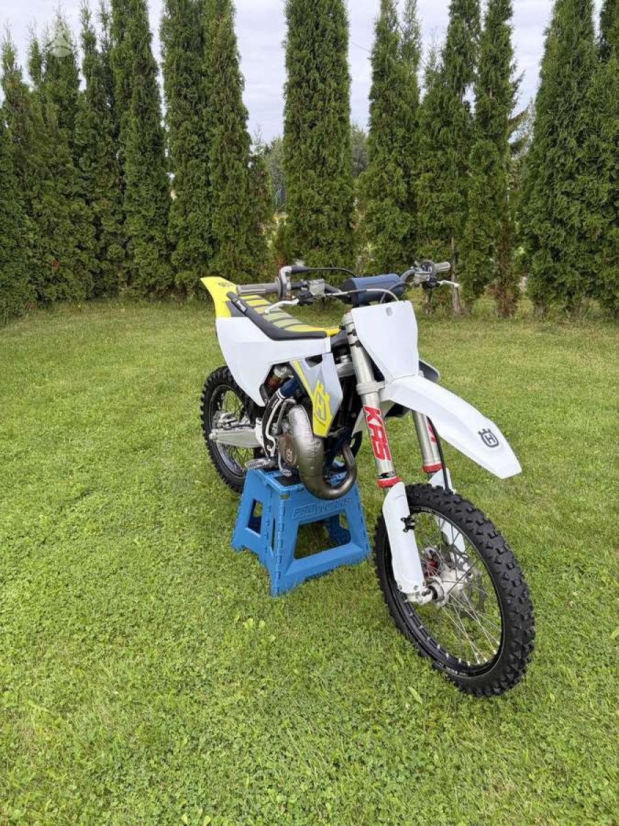 White Husqvarna TC 2023 in Mazeikiai, with an engine capacity of 85.00 L and mileage of 0 thousand km for 2900 €, photo 4 on AUTOMOTO.COM.LV