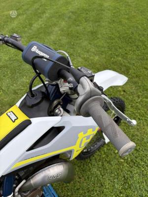 White Husqvarna TC 2023 in Mazeikiai, with an engine capacity of 85.00 L and mileage of 0 thousand km for 2900 €, photo 7 on AUTOMOTO.COM.LV