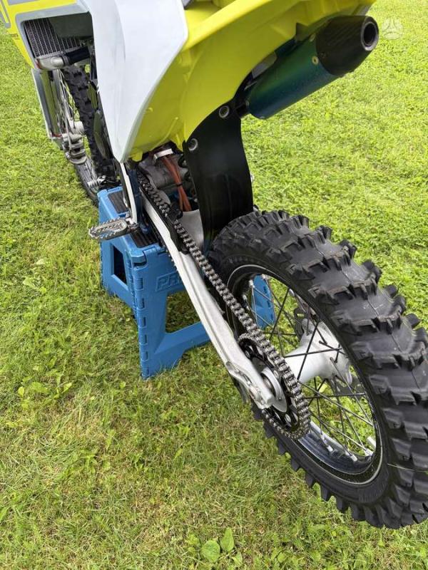 White Husqvarna TC 2023 in Mazeikiai, with an engine capacity of 85.00 L and mileage of 0 thousand km for 2900 €, photo 10 on AUTOMOTO.COM.LV