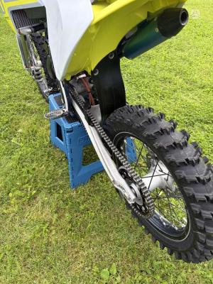 White Husqvarna TC 2023 in Mazeikiai, with an engine capacity of 85.00 L and mileage of 0 thousand km for 2900 €, photo 10 on AUTOMOTO.COM.LV