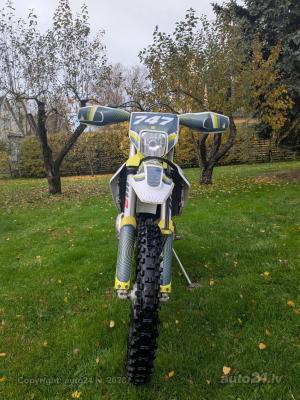 Husqvarna TE 300 2021 Tallina, ar dzinēja tilpumu 0.30 L un nobraukumu 0 tūkst. km par 5600 €, foto 4 vietnē AUTOMOTO.COM.LV