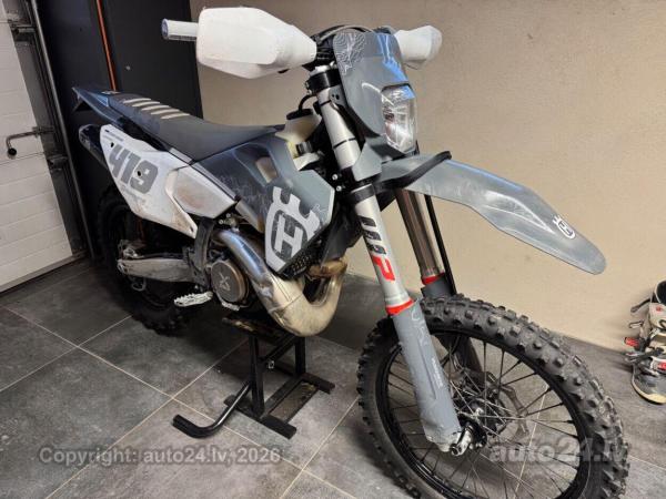 Husqvarna TE 300 2023 Tartu, ar dzinēja tilpumu 0.30 L un nobraukumu 0 tūkst. km par 7400 €, foto 2 vietnē AUTOMOTO.COM.LV