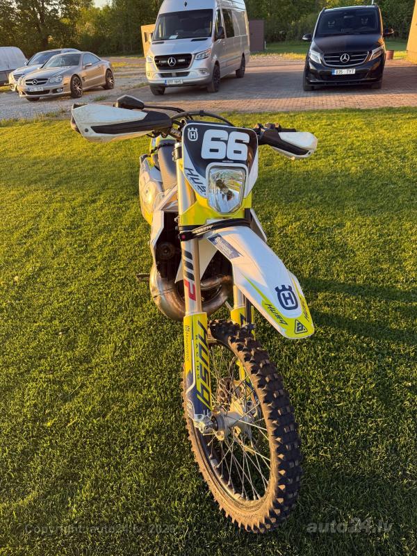 Husqvarna TE 300 2025 in Tallinn, with an engine capacity of 0.30 L and mileage of 2 thousand km for 7400 €, photo 3 on AUTOMOTO.COM.LV