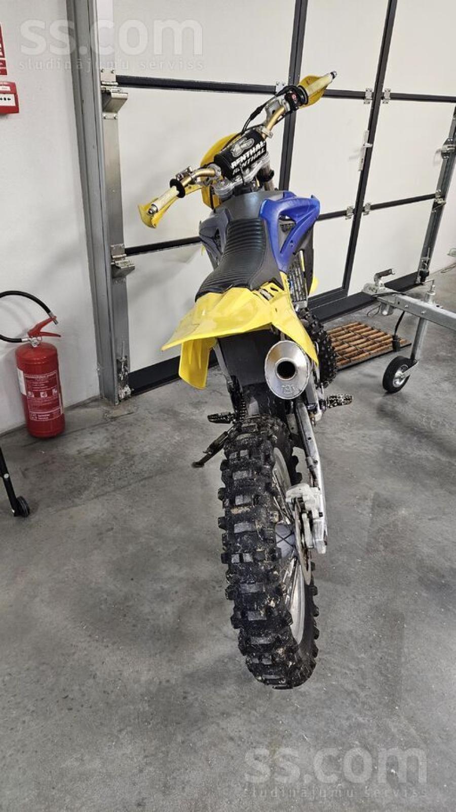 Husqvarna TE 510 2006 in Riga, with an engine capacity of 0.50 L and mileage of 0 thousand km for 2500 €, photo 4 on AUTOMOTO.COM.LV
