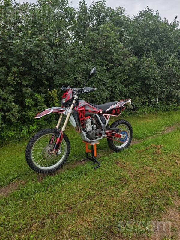 Husqvarna TE 510 2006 Bauska, ar dzinēja tilpumu 0.50 L un nobraukumu 0 tūkst. km par 1400 €, foto 3 vietnē AUTOMOTO.COM.LV