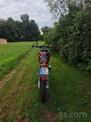 Husqvarna TE 510 2006 Bauska, ar dzinēja tilpumu 0.50 L un nobraukumu 0 tūkst. km par 1400 €, foto 4 vietnē AUTOMOTO.COM.LV